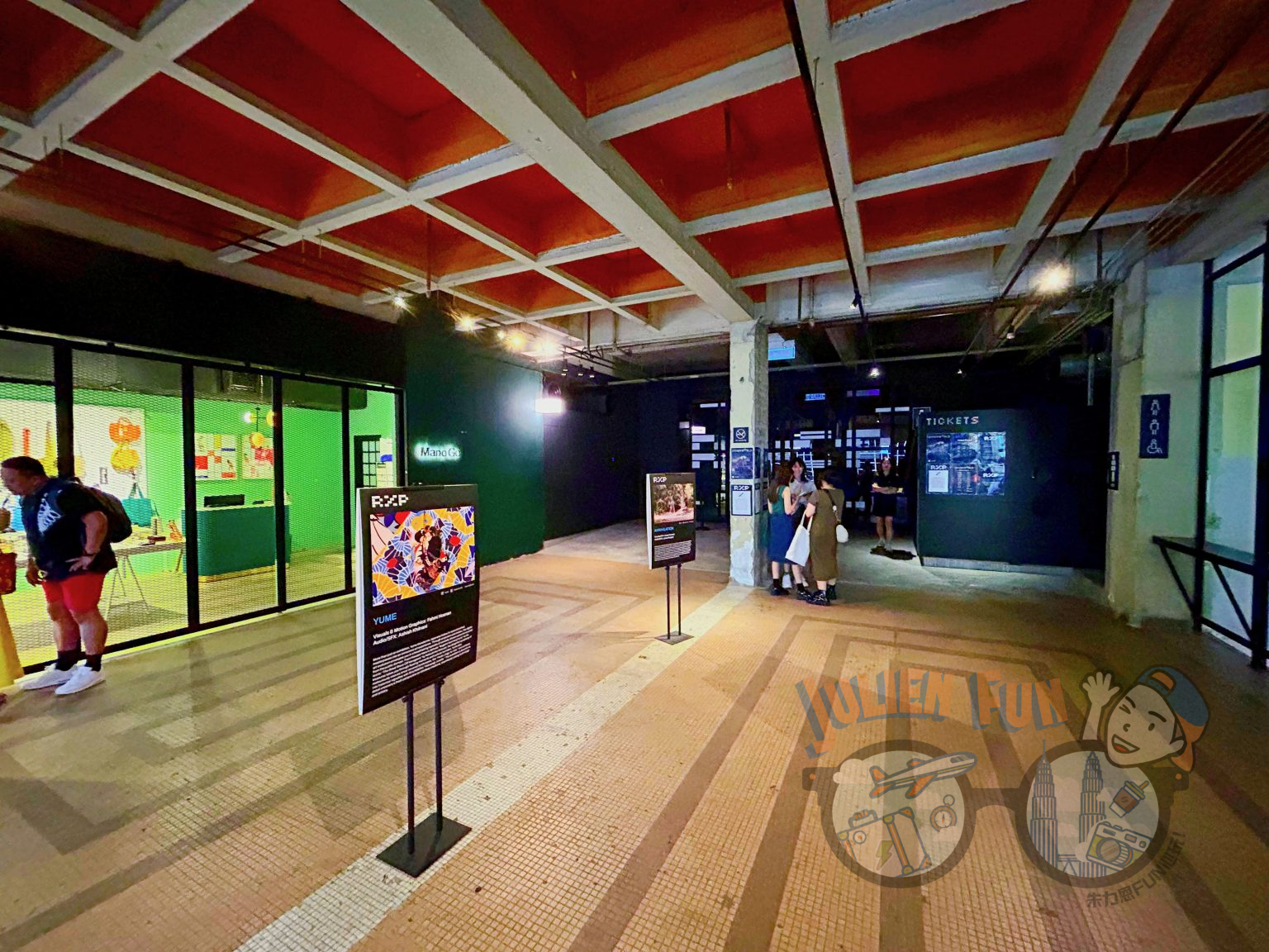 【吉隆坡自由行KL】@REX KL 打卡網紅迷宮書店BookXcess、茨廠街旁的文創商場！ | 朱力恩fun心玩